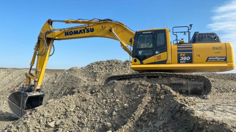 EX27 KOMATSU 360 - Abadía Martinez